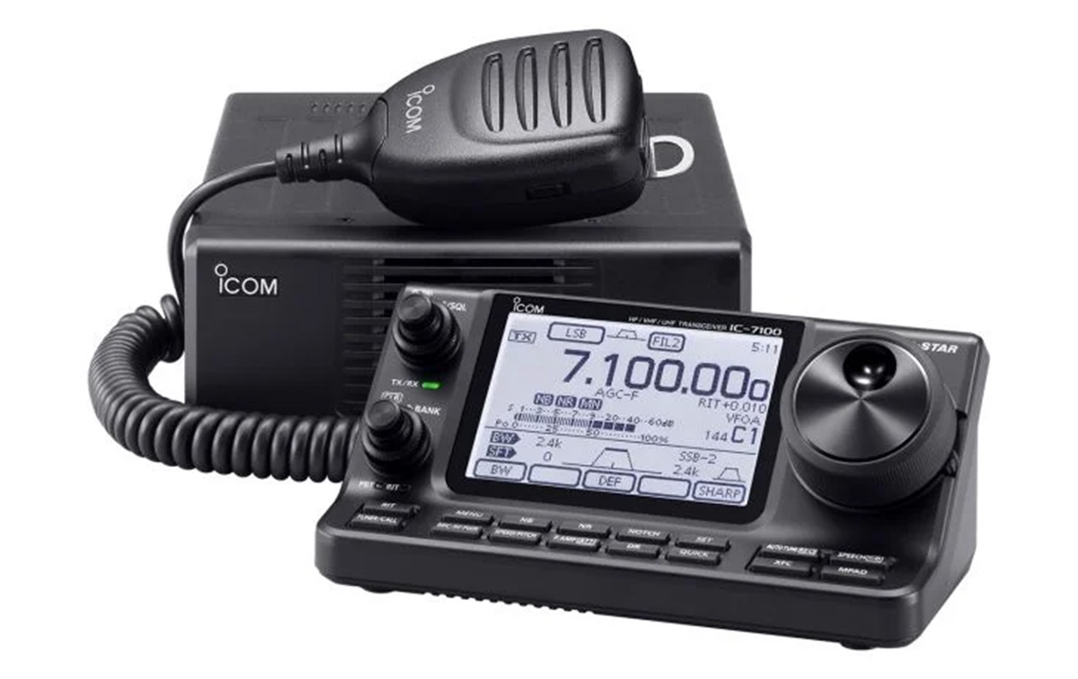 IC7100 ICOM Transceptor movil multibanda, pantalla táctil. HF