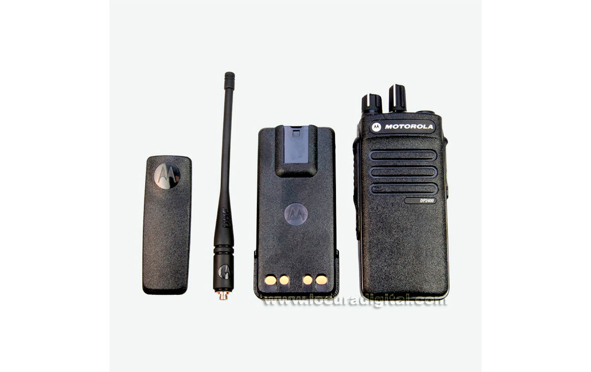 DP2400UHF MOTOROLA UHF 403-470 Mhz. Talkie-walkie professionnel num&ea...