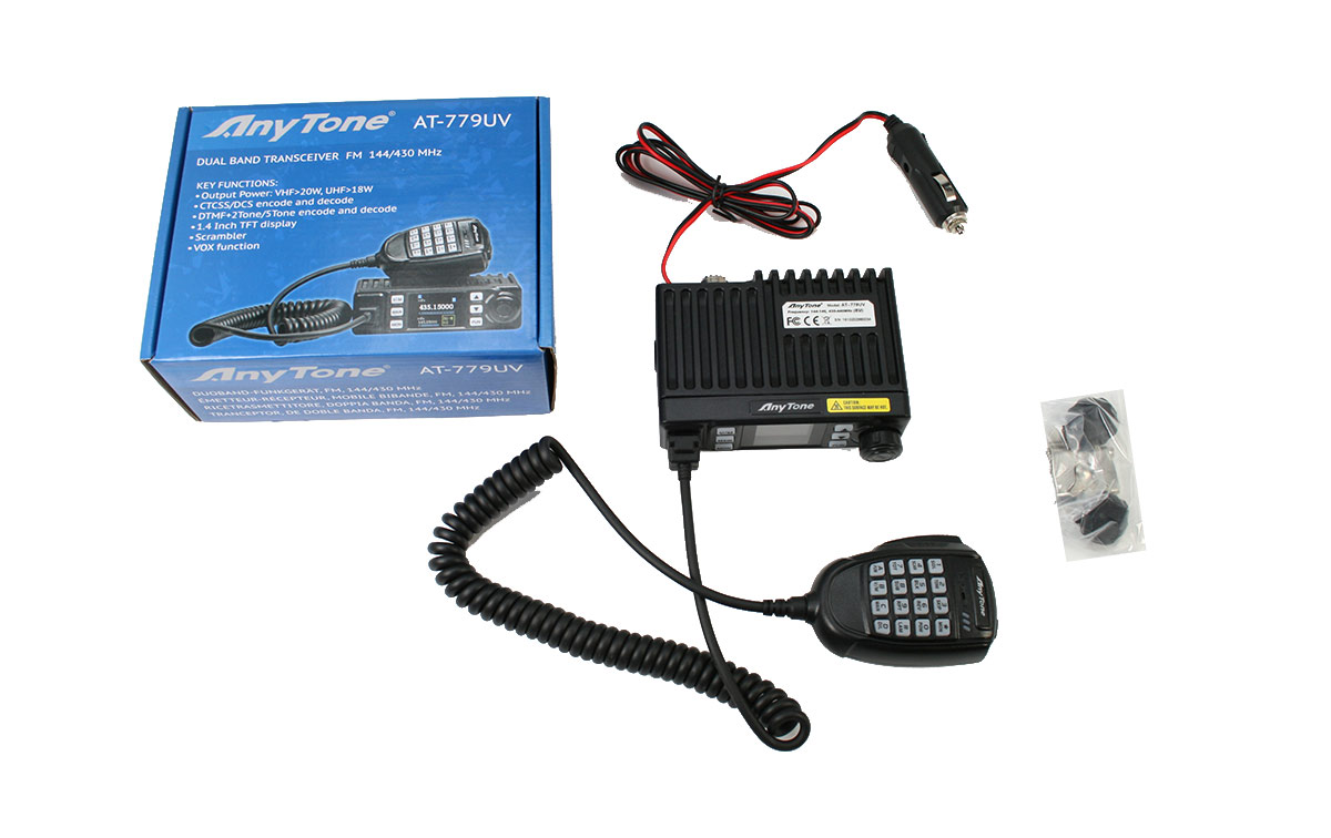 ANYTONE AT-779UV Small double band VHF / UHF144 / 430 Mhz transmitter