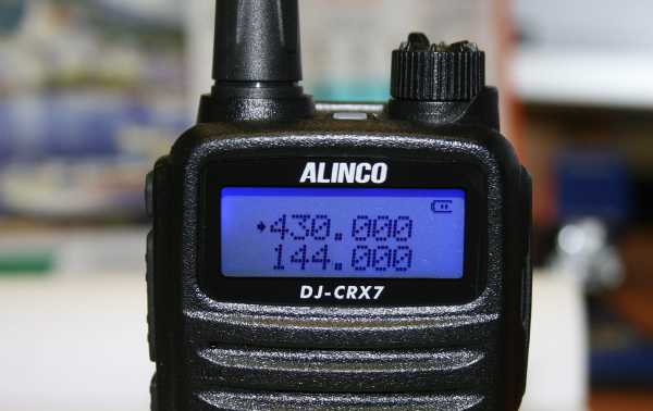 ALINCO DJ-CRX-7 Walkie Talkie Biband VHF/UHF 144-440 Mhz