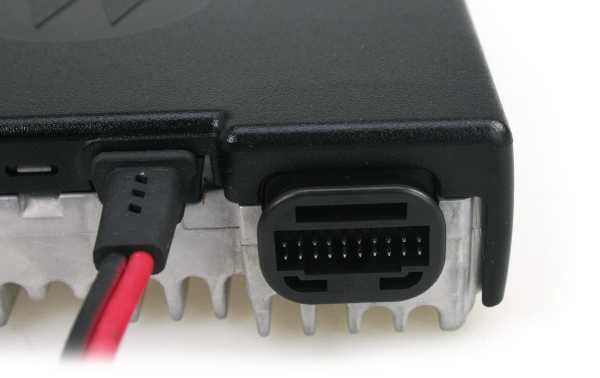 MOTOROLA DM1600 VHF-D Analog and digital station UHF 136-174 Mhz