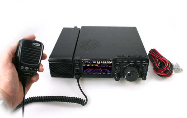 YAESU FT-710 AESS Emisora HF 1,8 - 50 Mhz potencia 100 watios