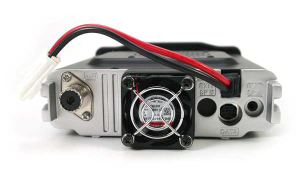 YAESU FTM-200-DE Émetteur BI-BANDE 144/430 MHz puissance 50 wat...