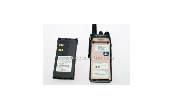 UHF PROFESSIONAL MOTOROLA GP340 WALKIE 403-470 MHz