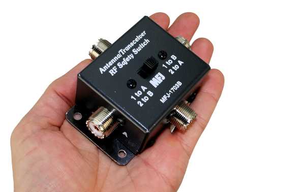 MFJ MFJ MFJ1703 crossed two-position switch.