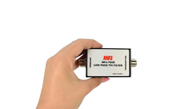 MFJ MFJ-702B LOW PASS FILTER, 1-30 MHZ, 200 W