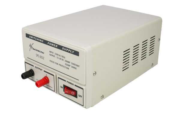 SADELTA SPS-3032. Digital switching power supply. 13,8 volts. 30 Amps